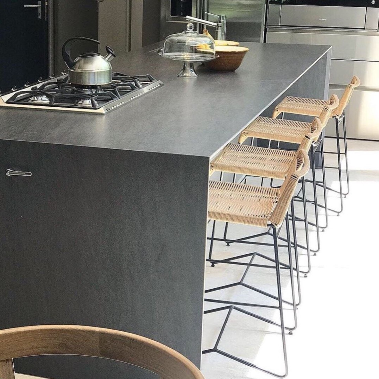 Arvimar - Neolith Basalt Black