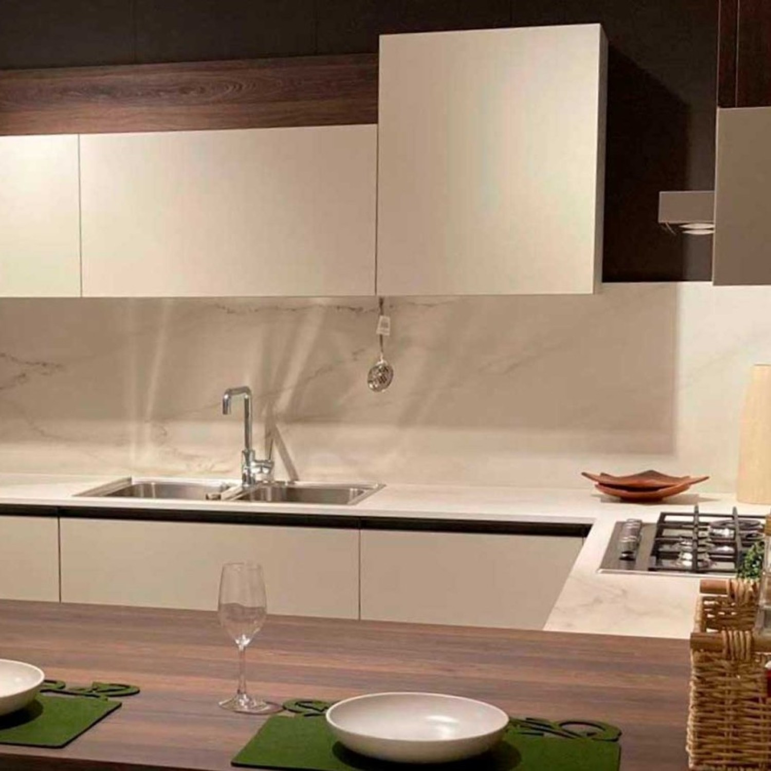 Arvimar - Dekton REM